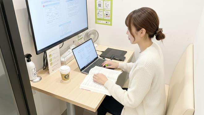 【新宿駅徒歩2分|15PSブース】ワークブース/防音完全個室/31.5型モニター/充電/web商談・面接・MTG・テレワーク等の写真24