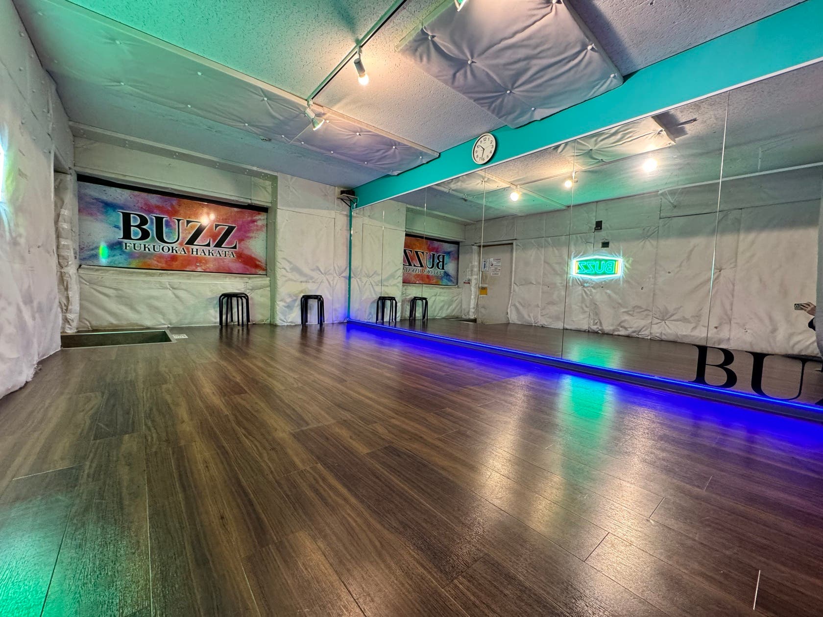 【BUZZ福岡博多】Cスタジオの写真1