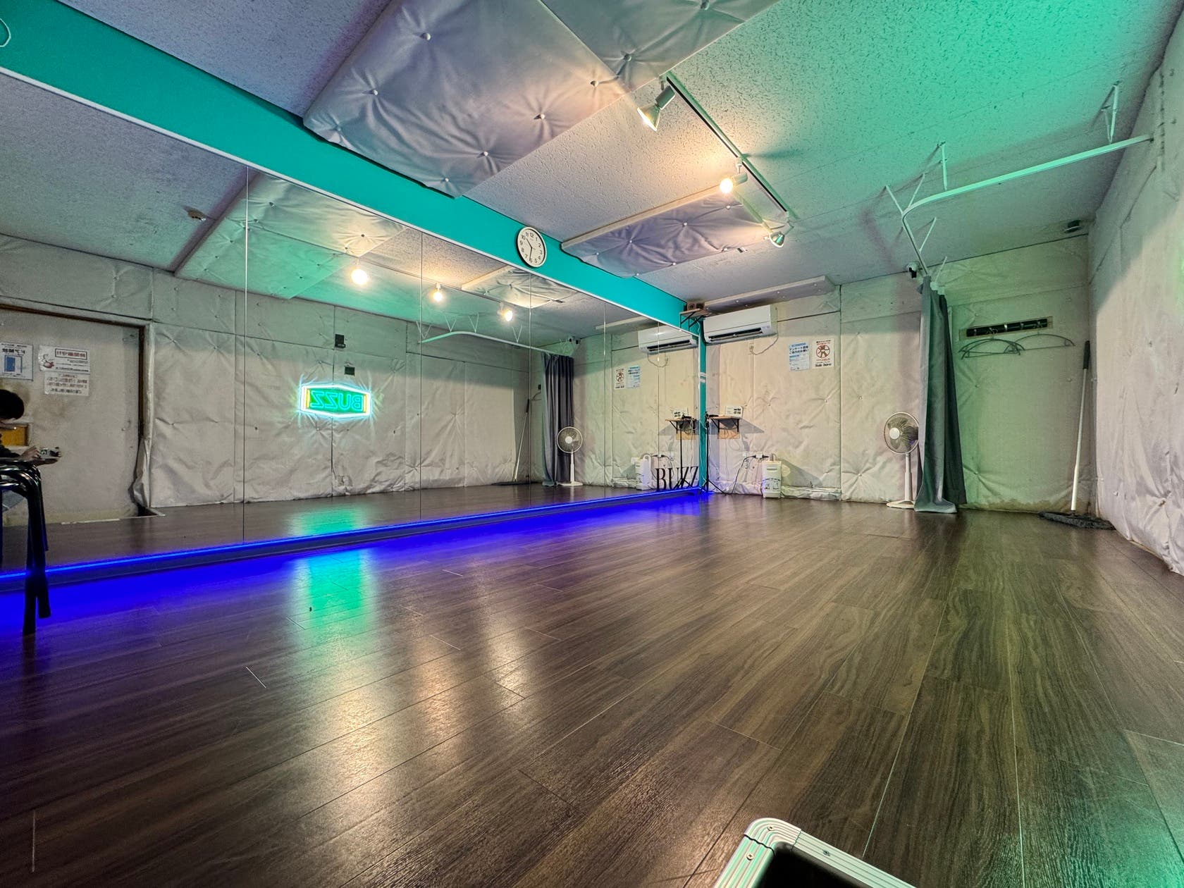 【BUZZ福岡博多】Cスタジオの写真8