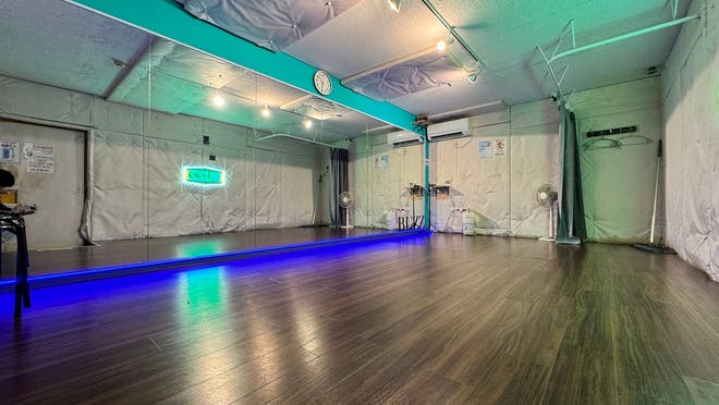 【BUZZ福岡博多】Cスタジオの写真8