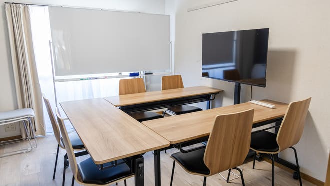 ✨鹿児島中央/アミュ5分 Li-Ka3分 8名収容 💎会議/面接/撮影/エステサロン/整体/ヨガ/完全個室/全設備無料の写真1