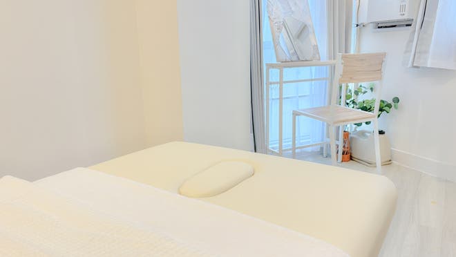 【名古屋駅5分】2026年4月OPEN|韓国風ホワイト空間+グリーンが映える完全個室レンタルサロン|🛜の写真4