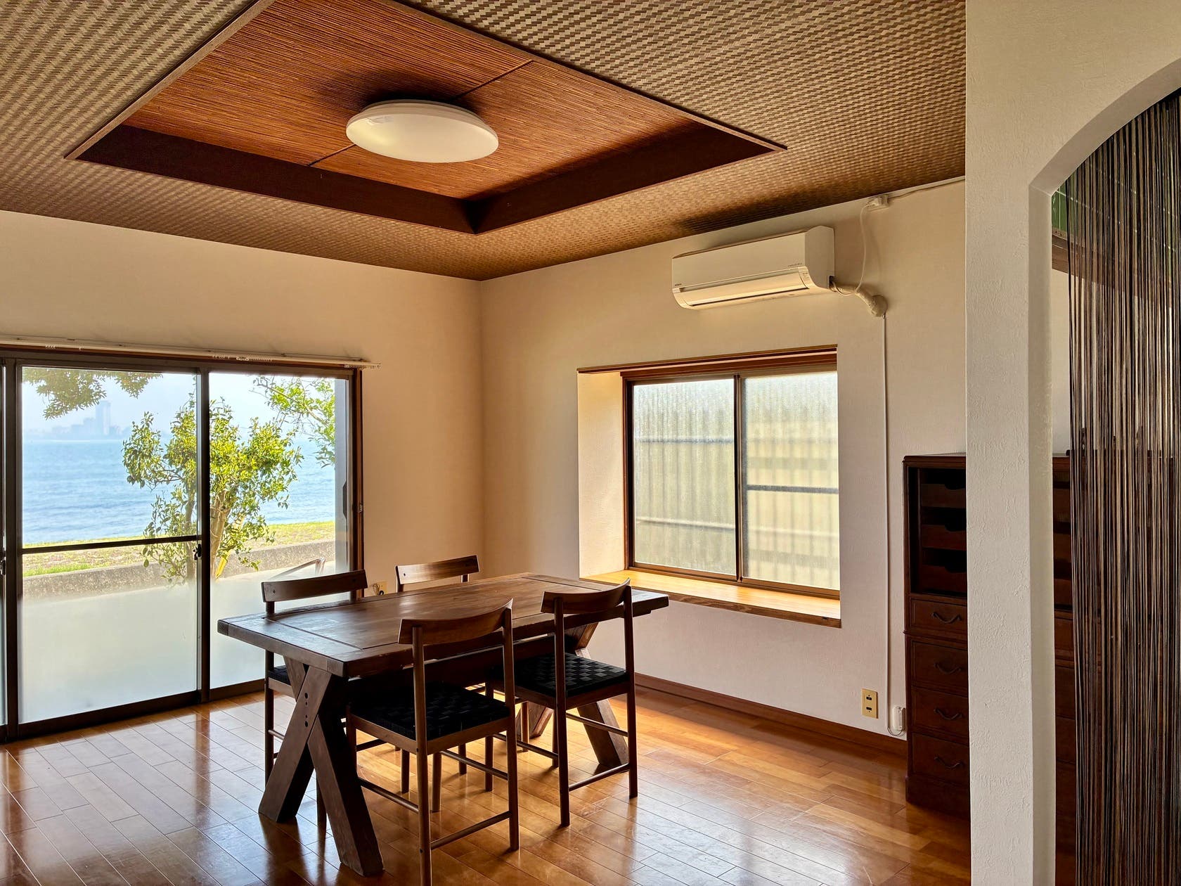 目の前にプライベートビーチのような砂浜が広がる「能古島の一軒家」内覧動画はこちら▶︎ https://x.gd/ENHJ3の写真6