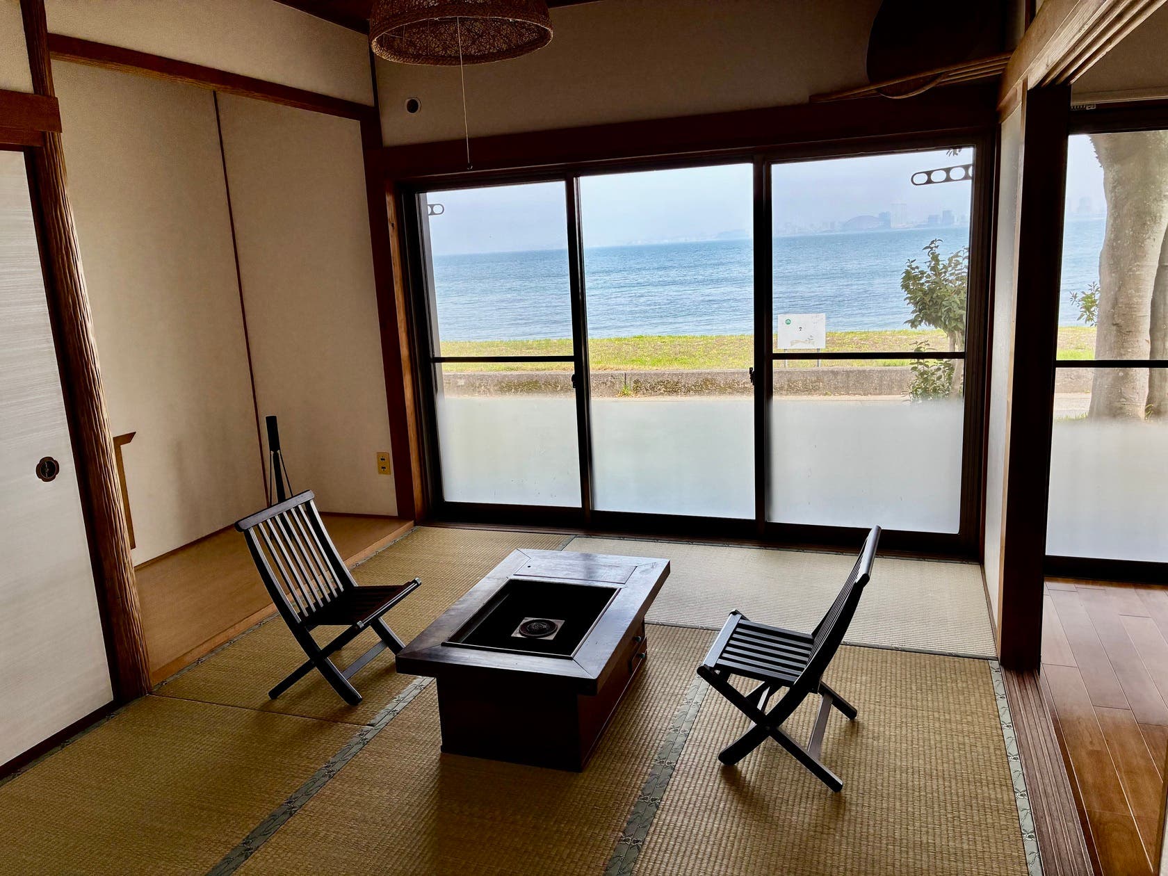 目の前にプライベートビーチのような砂浜が広がる「能古島の一軒家」内覧動画はこちら▶︎ https://x.gd/ENHJ3の写真9