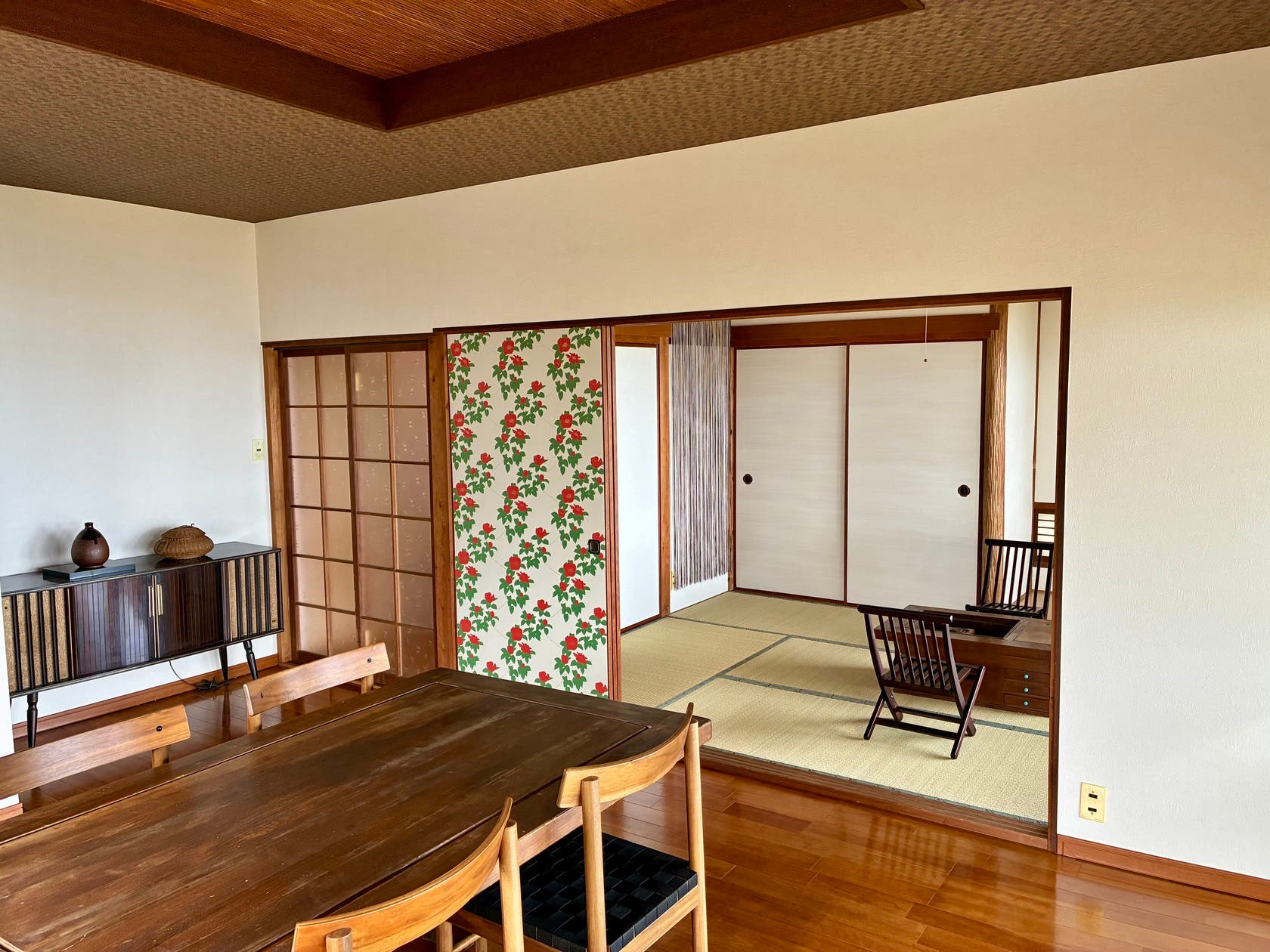 目の前にプライベートビーチのような砂浜が広がる「能古島の一軒家」内覧動画はこちら▶︎ https://x.gd/ENHJ3の写真11