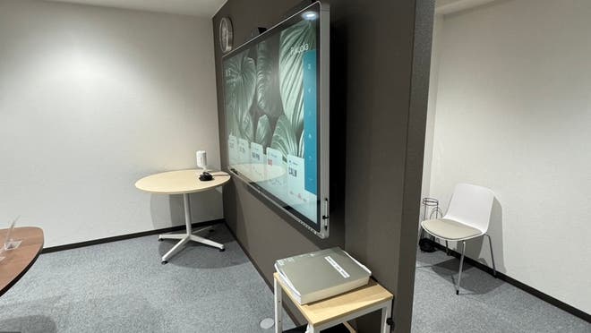 【博多駅近!完全個室12名】高速WIFi・駐車場1台無料!大型モニター・ホワイトボード無料完備!の写真9