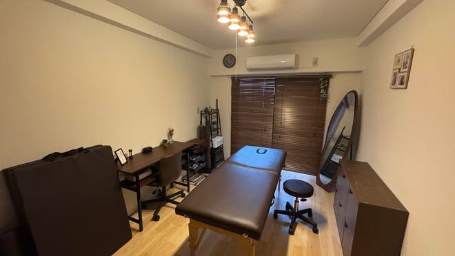 ✨NewOPEN✨【心斎橋駅4分】ブラウン基調のプライベートサロン🌿マッサージ・エステ/ネイル/撮影/リモートワーク等もOKの写真1