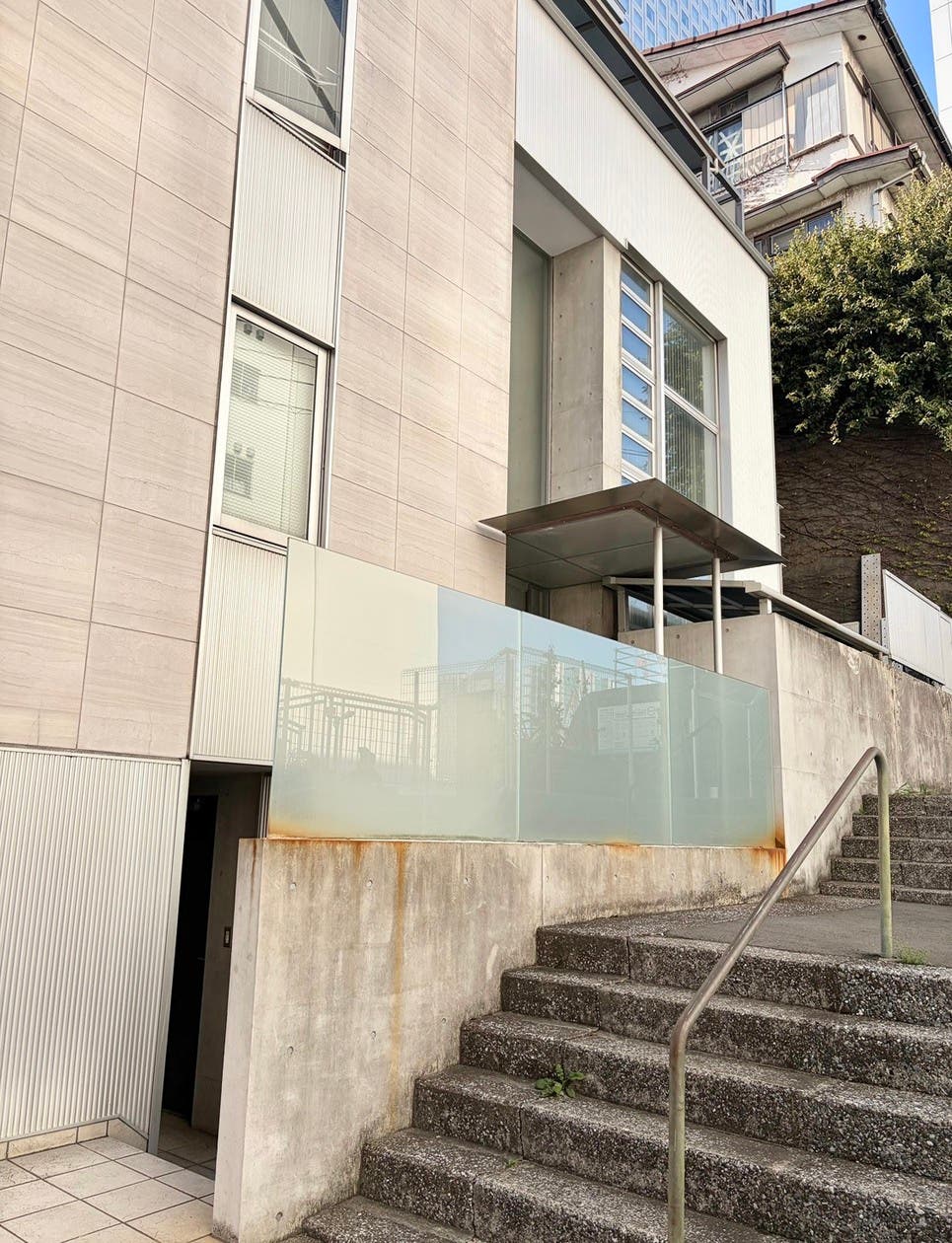 品川駅から徒歩4分、素敵な内装空間のレンタルシェアサロンの写真7