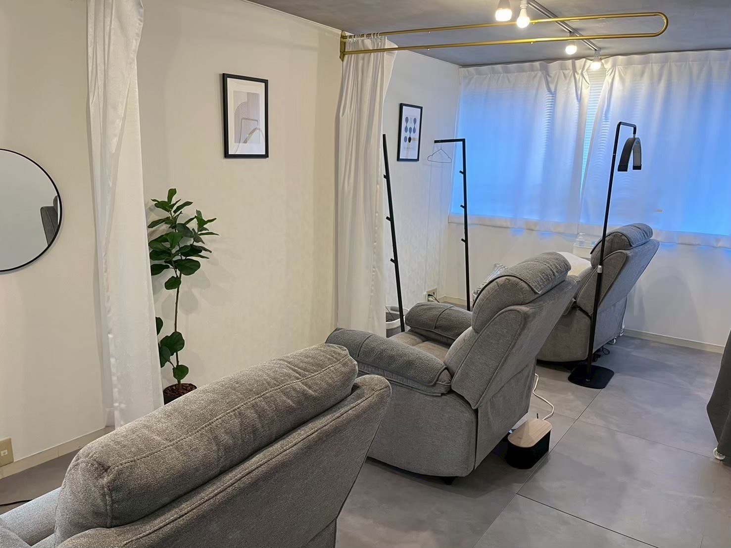 品川駅から徒歩4分、素敵な内装空間のレンタルシェアサロンの写真3