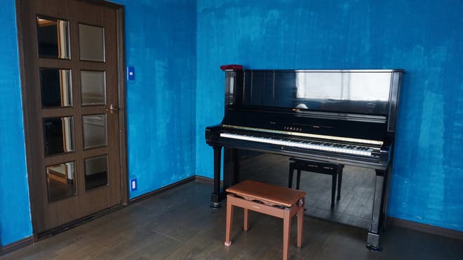 ★阪神尼崎駅徒歩5分、ピアノスタジオ★の写真1