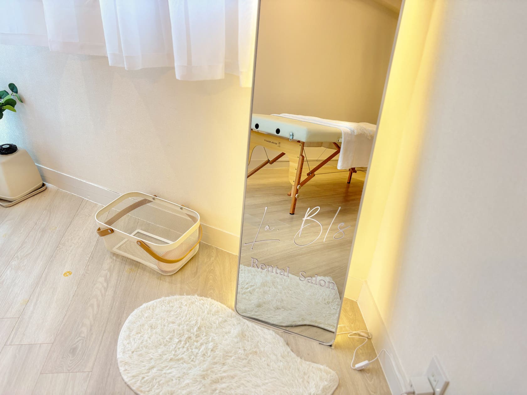【名古屋駅５分】2026年4月OPEN｜韓国風ホワイト空間＋グリーンが映える完全個室レンタルサロン｜🛜の写真26