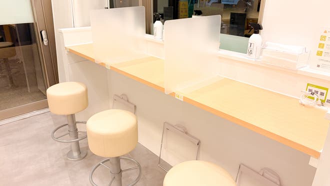 【武蔵小山駅徒歩1分|24時間営業|15Cブース】カウンター席/高速Wi-Fi/電源・充電/テレワーク・作業・勉強・休憩等の写真3