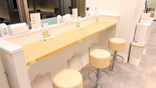 【武蔵小山駅徒歩1分|24時間営業|15Cブース】カウンター席/高速Wi-Fi/電源・充電/テレワーク・作業・勉強・休憩等の写真4