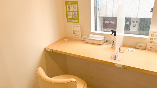 【上野駅徒歩1分|24時間営業|3Cブース】カウンター席/高速Wi-Fi/電源・充電/テレワーク・作業・勉強・休憩等の写真1