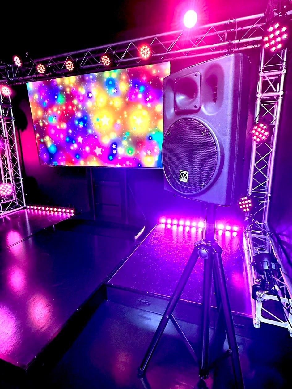 一棟貸切も可能！上野の森スタジオ。本格ライブステージ、屋上ガーデンetcの写真27