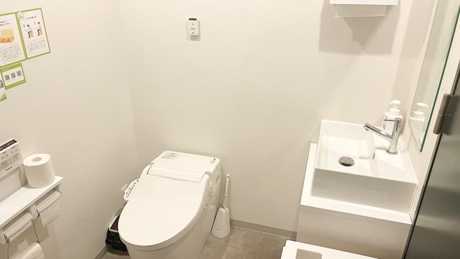 【池袋駅徒歩1分|24時間営業|16Sブース】高速Wi-Fi/31.5型モニター/充電/web商談・面接・MTG・テレワーク等の写真18