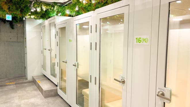 【飯田橋駅徒歩1分|24時間営業|16PGブース】最大6名/防音完全個室/高速Wi-Fi/55型モニタ/会議・商談・面接・作業等の写真18