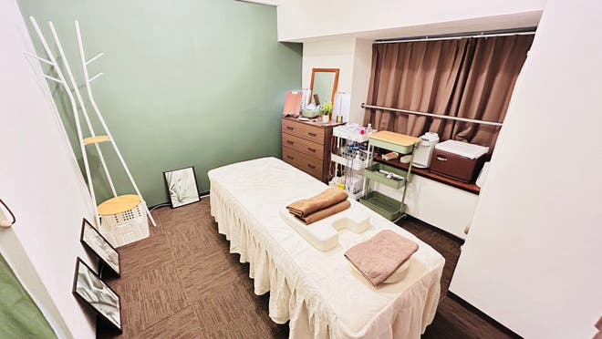 【2026年NEW OPEN】金山駅すぐ!地域最安値に挑戦中の清潔感溢れるレンタルサロンの写真1