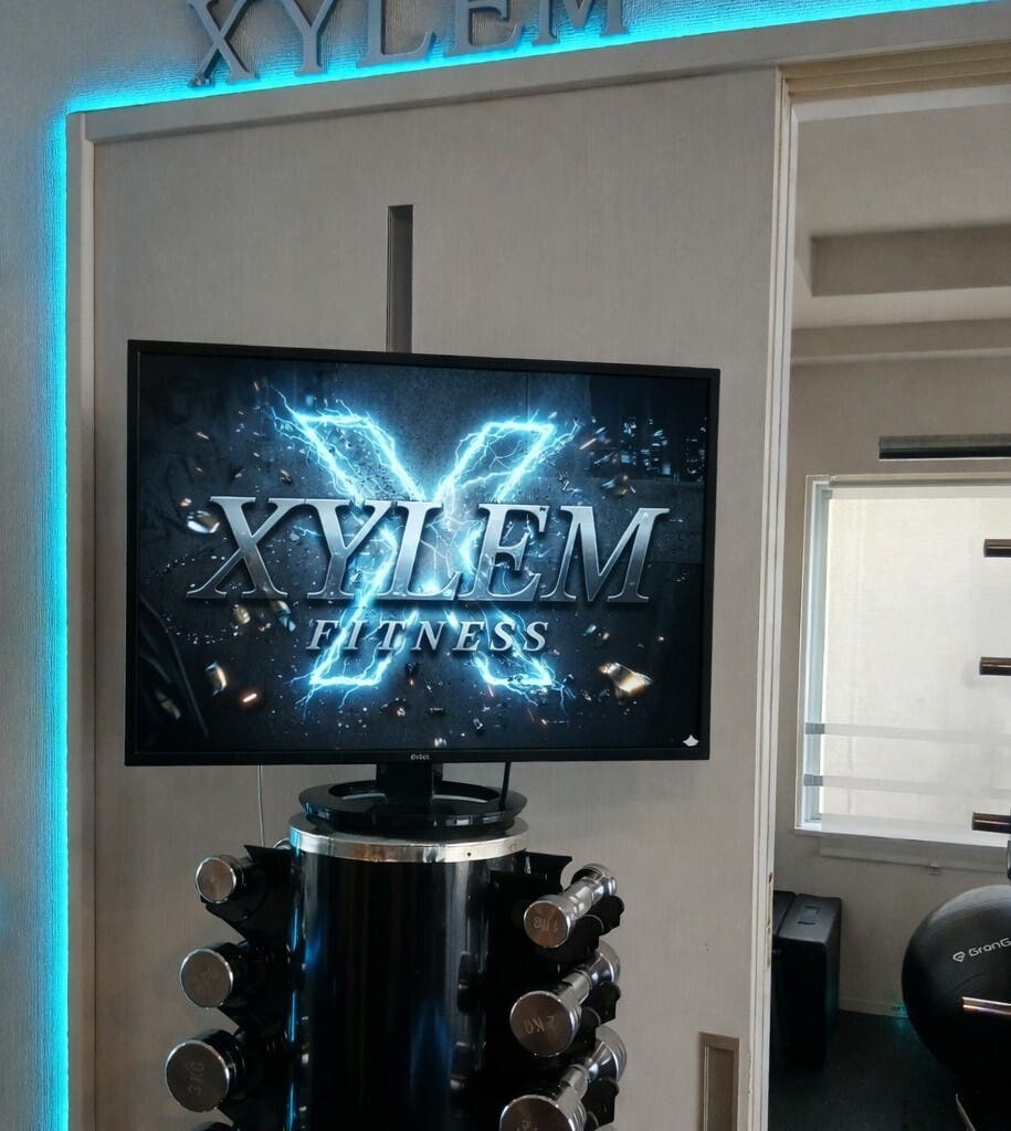 24時間ジム、新宿3丁目駅3分、当日予約でお得な割引き、人気マルチマシン、自分好みの照明演出に、ドラマ出演ジム、無料シャワー完備の写真29