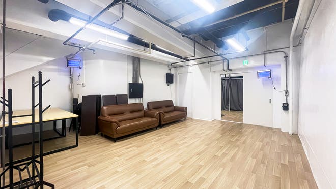 【B-グンカン・ベース】圧巻200㎡|高音質スピーカー×プロ用音響×マイク完備|大音量OK|配信・イベント・ダンス対応!の写真9