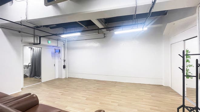 【B-グンカン・ベース】圧巻200㎡|高音質スピーカー×プロ用音響×マイク完備|大音量OK|配信・イベント・ダンス対応!の写真12