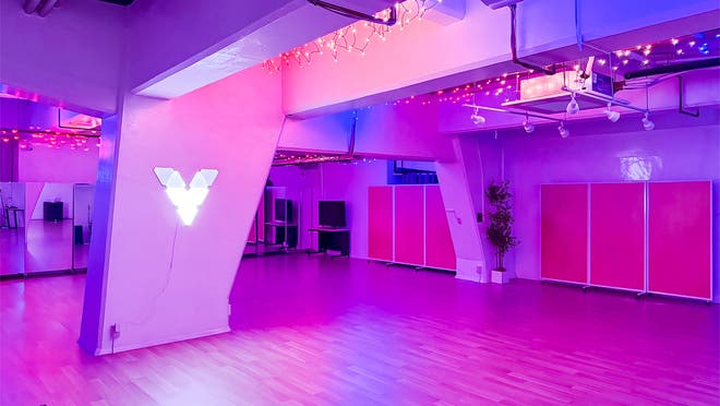 【グンカン・ベース 】圧巻200㎡|高音質スピーカー・プロ用音響・マイク完備|大音量OK|イベント・ダンス・楽器練習に最適|の写真14