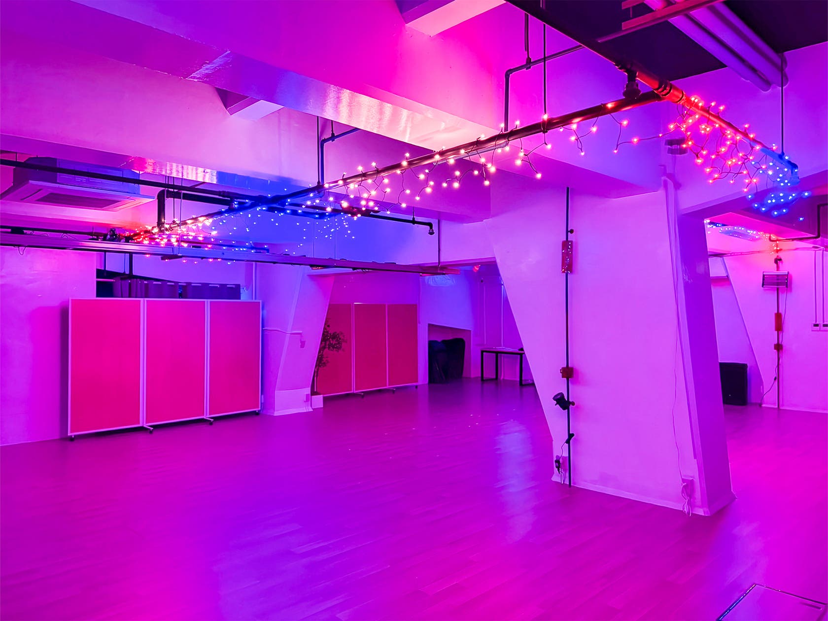 【グンカン・ベース 】圧巻200㎡｜高音質スピーカー・プロ用音響・マイク完備｜大音量OK｜イベント・ダンス・楽器練習に最適｜の写真15