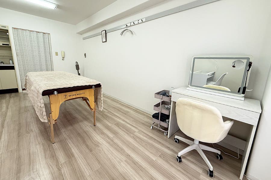 【堺東駅徒歩5分】New Open✨ 白を基調とした使いやすいプライベートサロン空間｜ネイル・施術・カウンセリングに最適の写真7