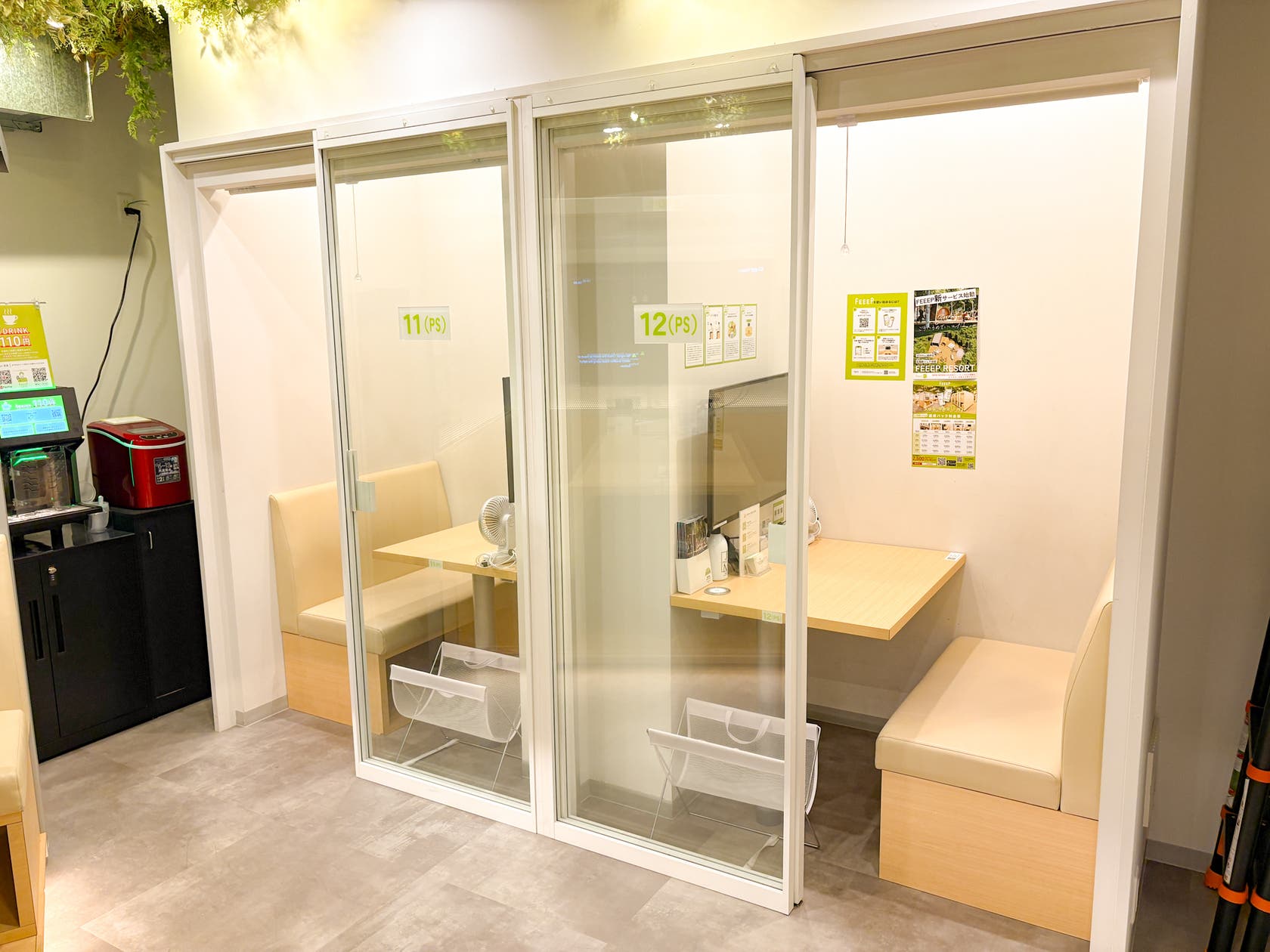 【池袋駅徒歩1分｜24時間営業｜8Gブース】最大6名／高速Wi-Fi／55型モニター／会議・商談・面接・打ち合わせ・作業等の写真12