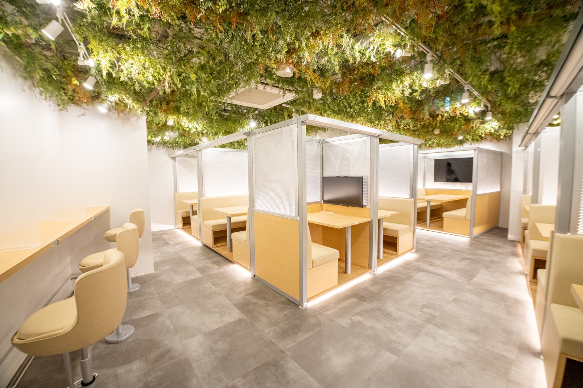 【渋谷駅徒歩1分｜1Gブース】最大6名／高速Wi-Fi／55型モニター／会議・商談・面接・打ち合わせ・作業等の写真9