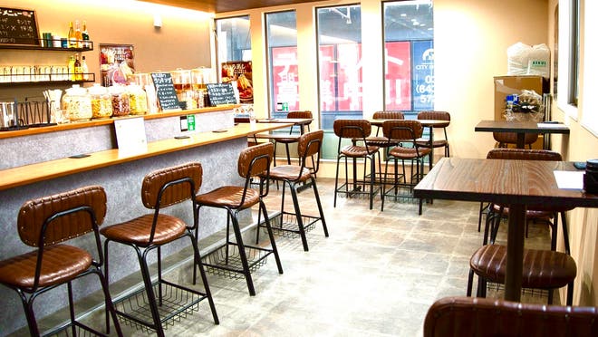 オフ会・交流会に最適|20名OK・弾き語り可能なイベント空間の写真3