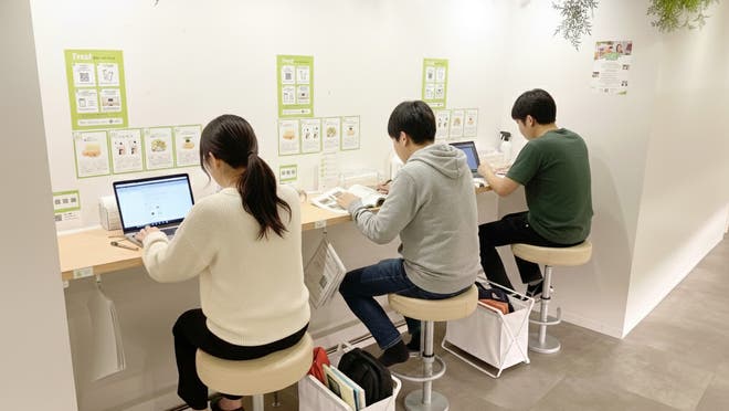 【渋谷駅徒歩1分|8Cブース】カウンター席/高速Wi-Fi/電源・充電/テレワーク・作業・勉強・休憩等の写真16