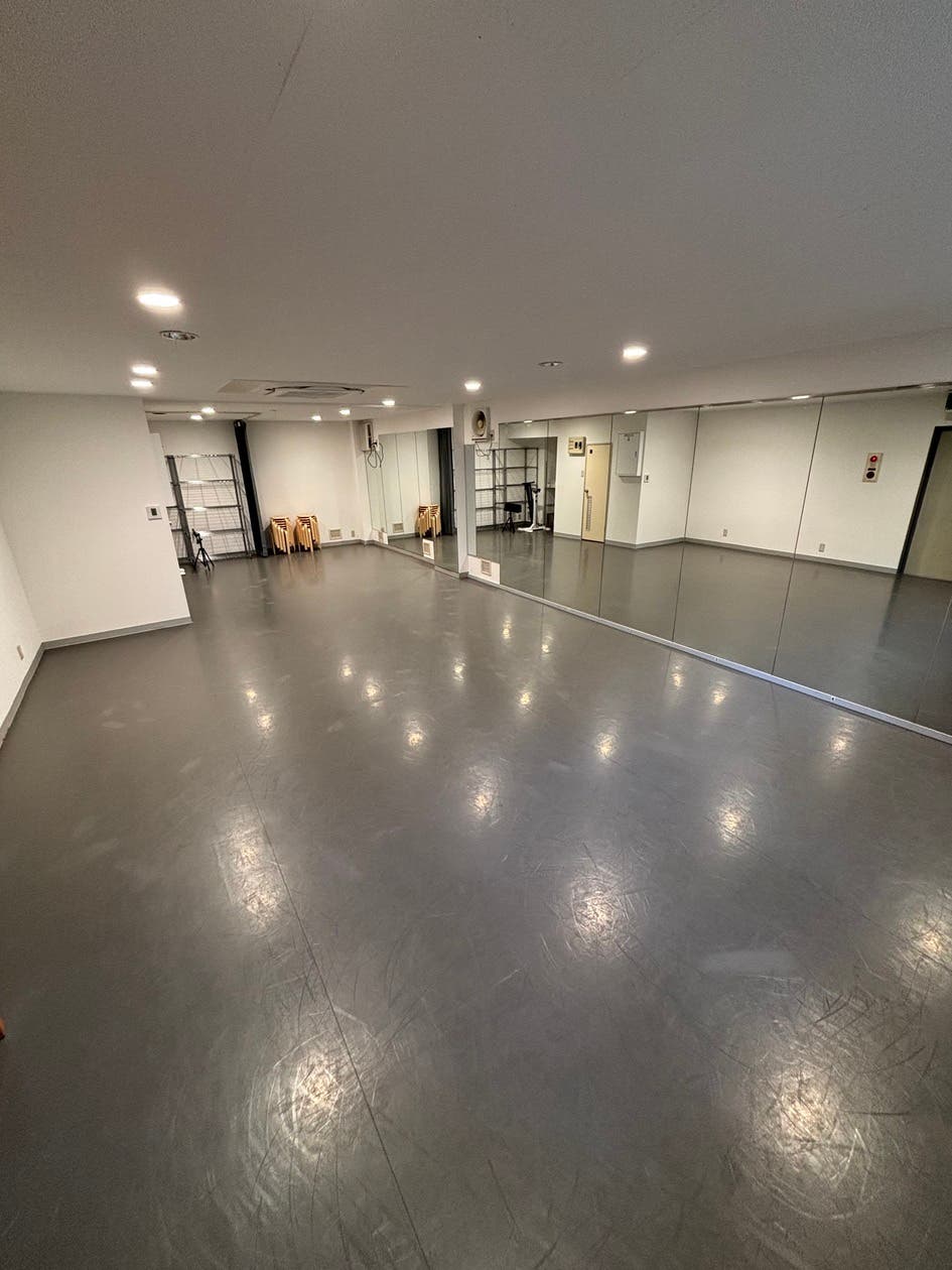 南阿佐ケ谷駅から徒歩５分の64㎡、レンタルダンススタジオ。1000円/1h~の写真1