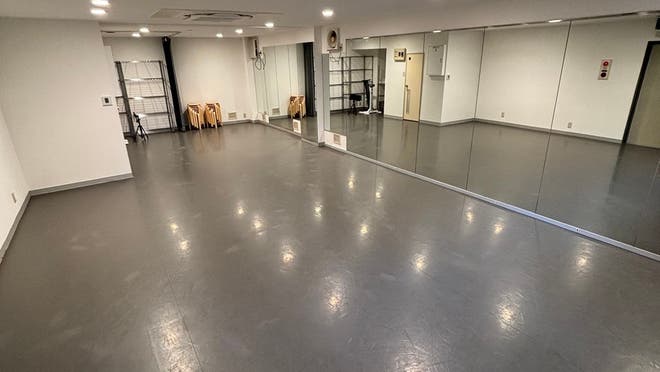 南阿佐ケ谷駅から徒歩5分の64㎡、レンタルダンススタジオ。1000円/1h~の写真1