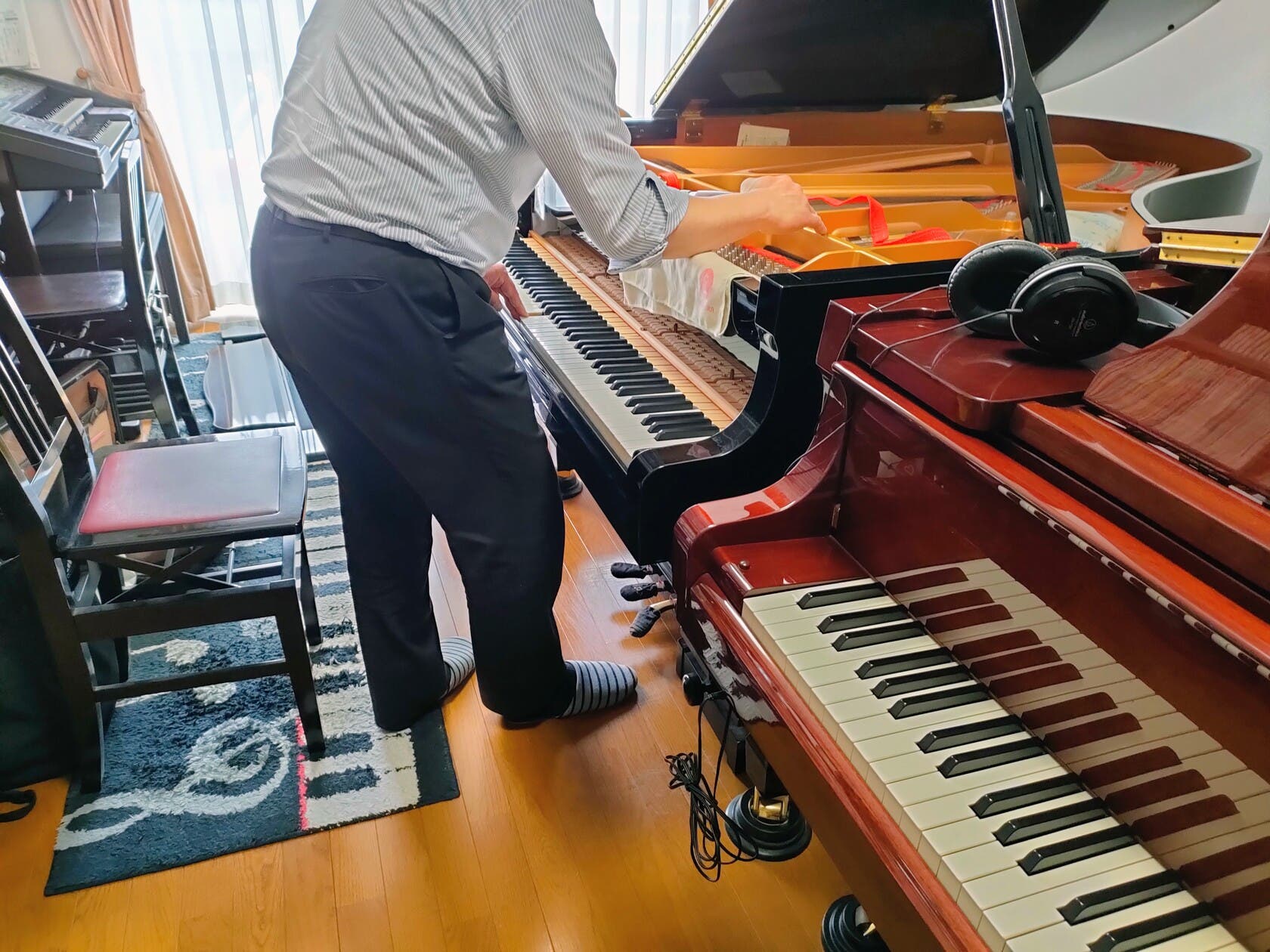 山形市｜グランドピアノ2台完備のレンタル練習室の写真12