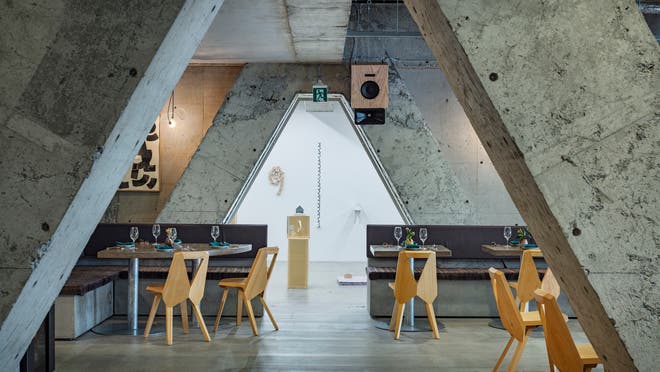 ・池尻大橋駅徒歩3分|自然光と素材感のあるバー・カフェ・レストランスペースの写真8