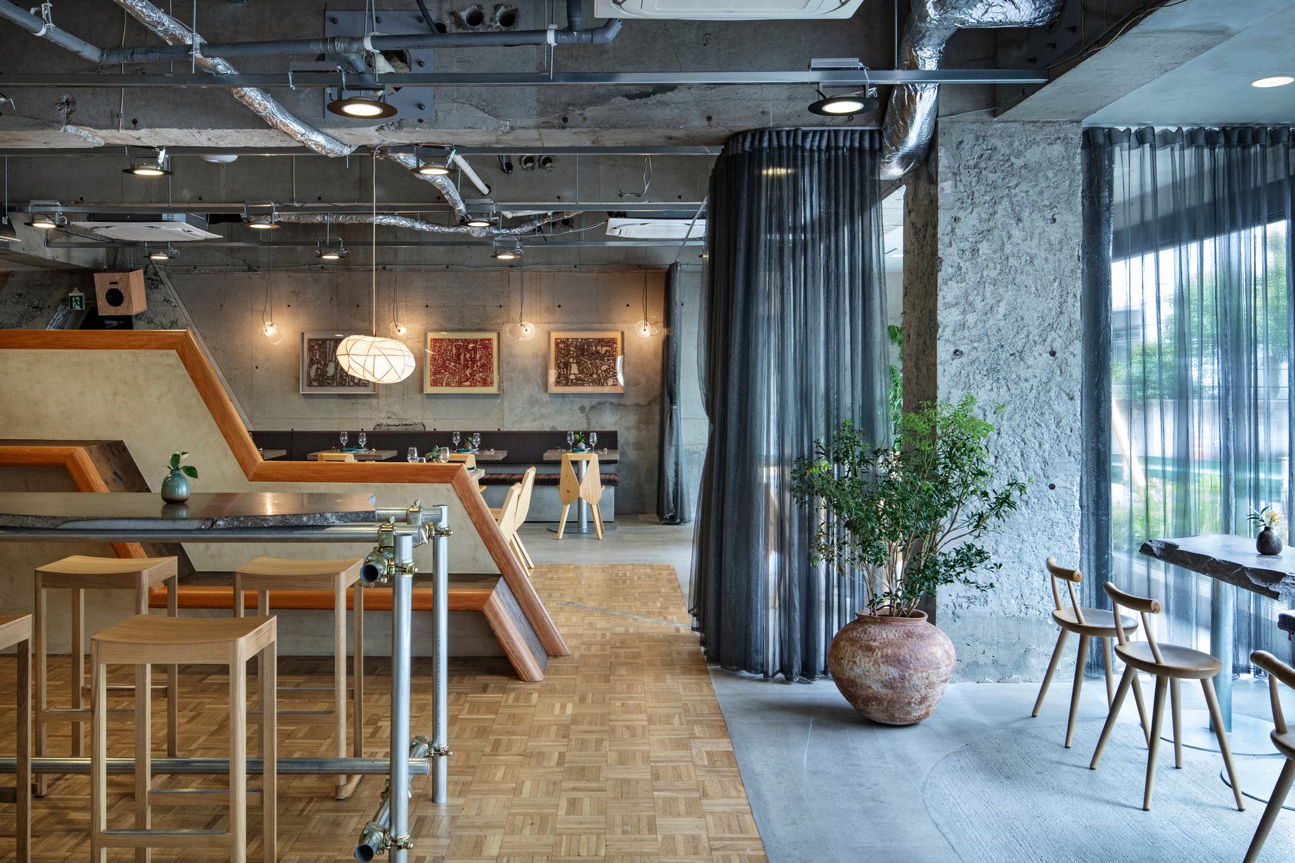 ・池尻大橋駅徒歩3分｜自然光と素材感のあるバー・カフェ・レストランスペースの写真9