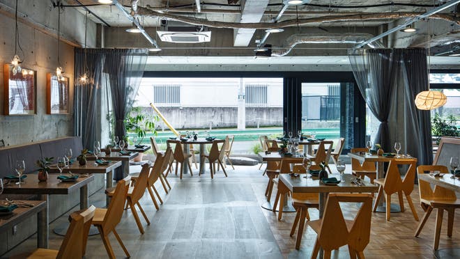 ・池尻大橋駅徒歩3分|自然光と素材感のあるバー・カフェ・レストランスペースの写真10