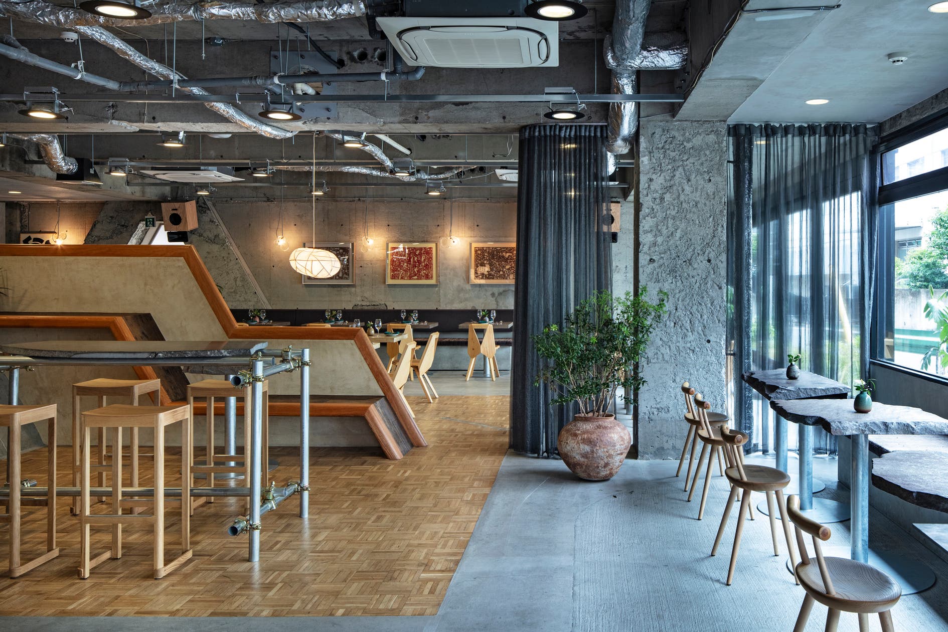 ・池尻大橋駅徒歩3分｜自然光と素材感のあるバー・カフェ・レストランスペースの写真11