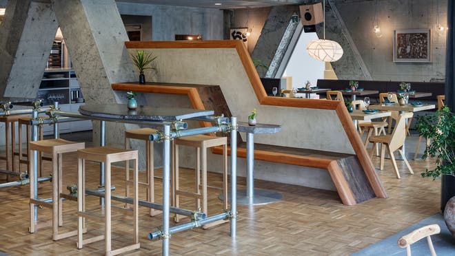 ・池尻大橋駅徒歩3分|自然光と素材感のあるバー・カフェ・レストランスペースの写真12