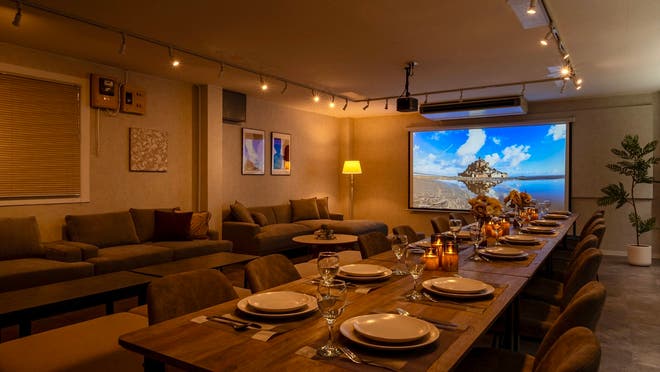 浜松町駅徒歩5分🚃最大34名着席🎉大型スクリーン&プロジェクター🎬映画・大人気ゲーム機🎮の写真5