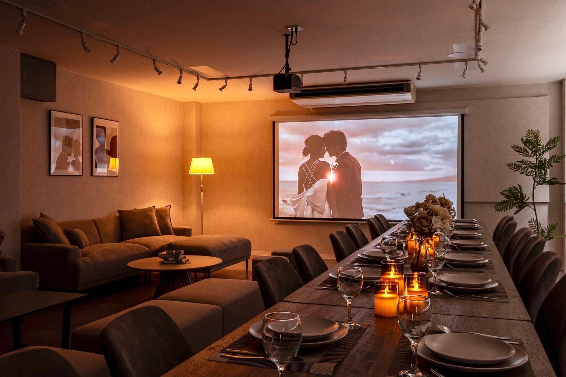 浜松町駅徒歩5分🚃最大34名着席🎉大型スクリーン&プロジェクター🎬映画・大人気ゲーム機🎮の写真6