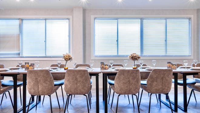 浜松町駅徒歩5分🚃最大34名着席🎉大型スクリーン&プロジェクター🎬映画・大人気ゲーム機🎮の写真9