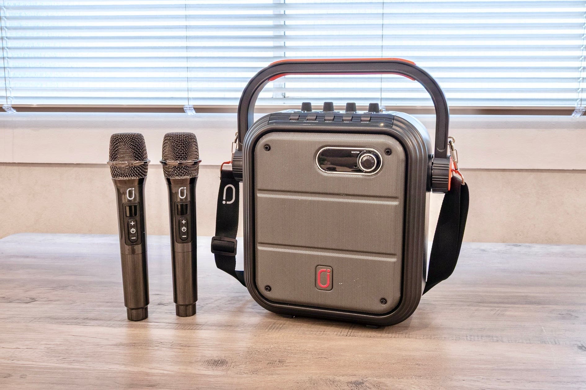 浜松町駅徒歩5分🚃最大34名着席🎉大型スクリーン&プロジェクター🎬映画・大人気ゲーム機🎮の写真15