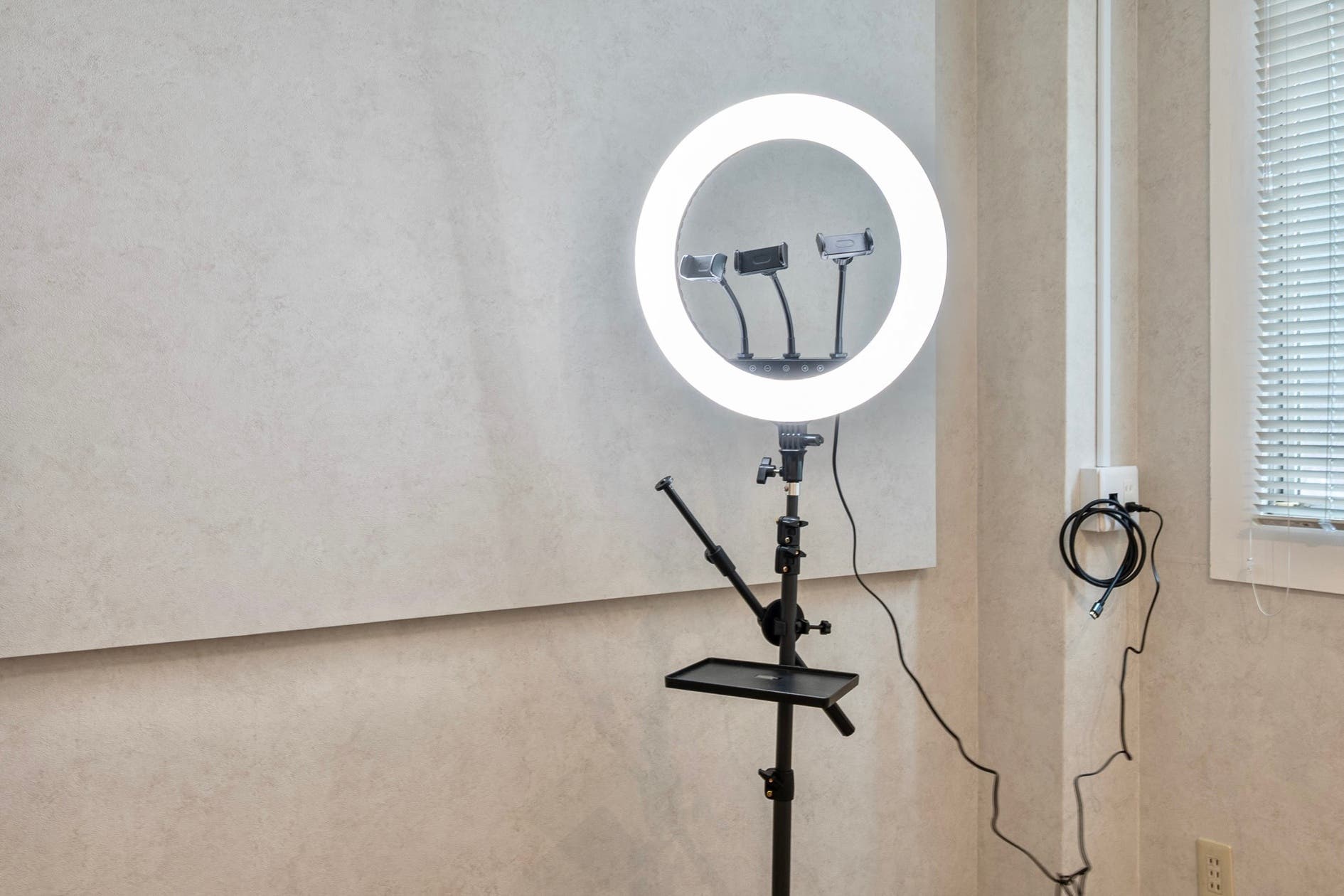 浜松町駅徒歩5分🚃最大34名着席🎉大型スクリーン&プロジェクター🎬映画・大人気ゲーム機🎮の写真17