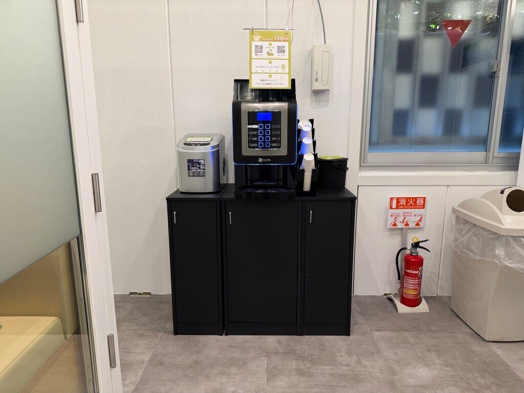 【立川駅徒歩1分｜24時間営業｜6PSブース】防音完全個室／31.5型モニター／充電／web商談・面接・MTG・テレワーク等の写真18