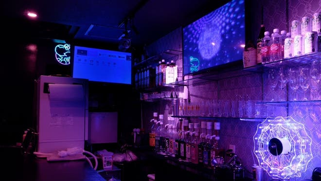 当日割50%✨心斎橋駅徒歩3分✨Wi-Fi✨ダーツ、カラオケ無料!動画視聴サービス📺【撮影スタジオがわりにの写真1