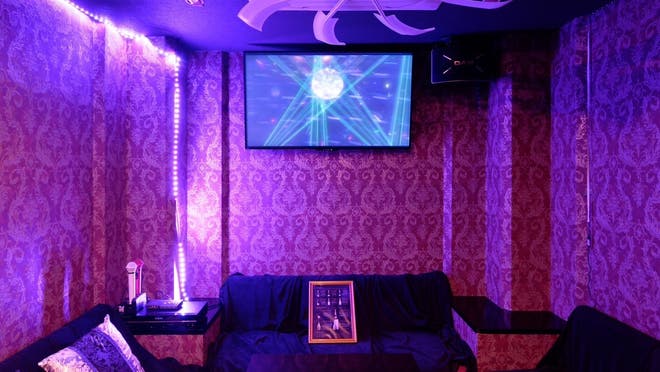 当日割50%✨心斎橋駅徒歩3分✨Wi-Fi✨ダーツ、カラオケ無料!動画視聴サービス📺【撮影スタジオがわりにの写真4