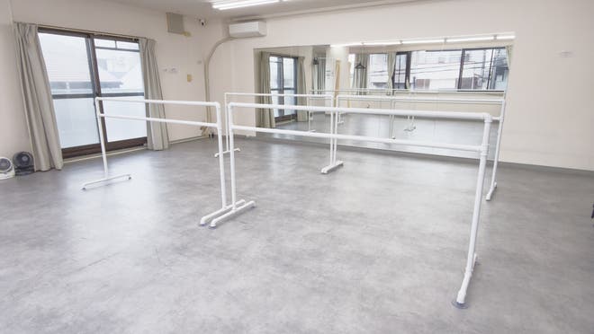 【春日野道駅5分】バレエバー設置⭐️長時間割最大15%OFF✨地域最安値の広いスタジオでダンス、ヨガ⭐️LED照明あり!の写真5