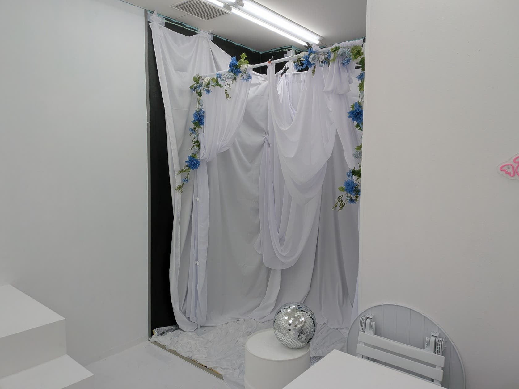 【リニューアル50%OFF実施中】真っ白カフェ風のレンタルスペース！撮影、物販、一日カフェなんでも出来ます！の写真12